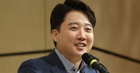 폭발한 이준석 ‘하버드 학력 논란에 “제발 유튜버들에게 그만 휘둘려”