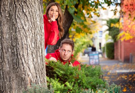 Ready Set Hide And Seek With Jase And Lauren Starts Tomorrow