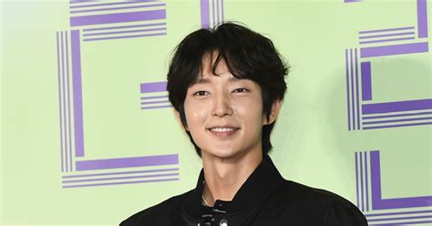 이준기 활기찬 에너지를 담아 응원합니다 [포토엔hd]