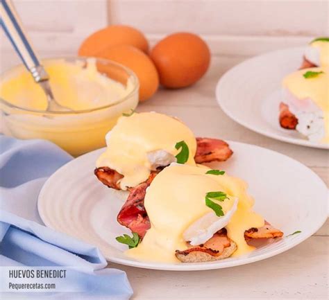 Huevos Benedictinos receta FÁCIL y rápida de Huevos Benedict PequeRecetas
