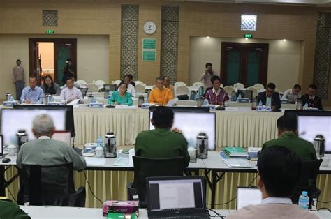 နိုင်ငံတစ်ဝန်း စစ်ရေးအရှိန်မြှင့်ထားသည့် စစ်ကောင်စီက ငြိမ်းချမ