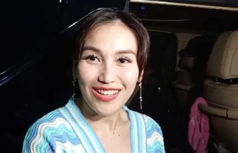 Ayu Ting Ting Buka Bukaan Soal Hubungannya Dengan Mantan Suami