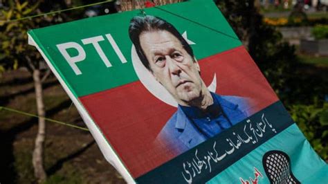 Imran Khans Party Rules Out Alliance With Ppp And Pml N
