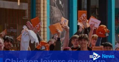 Chicken Lovers Queue Up For A Day As Popeyes Opens First Glasgow Store Stv News
