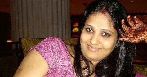 Indian Hot Housewife Pictures Hot Cute Indian Womens And Housewife