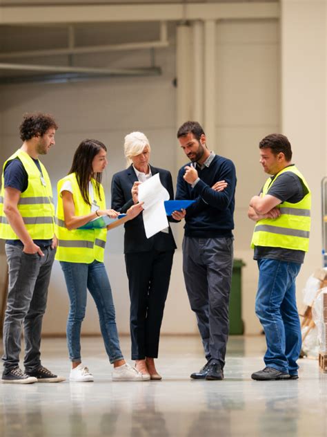 The Importance Of Good Communication In Warehouse Management A Light