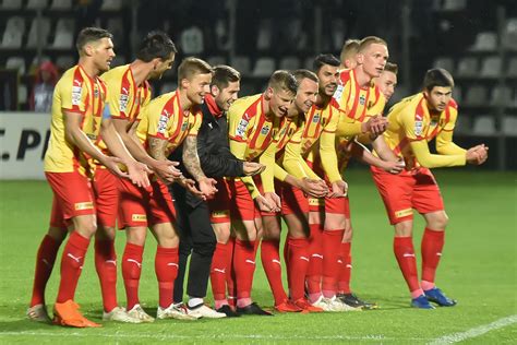 Ekstraklasa na żywo Korona Kielce Legia Warszawa na żywo Transmisja TV stream online