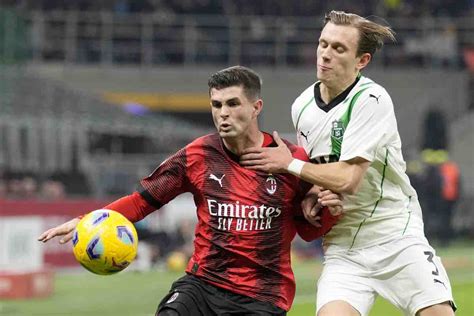 Milan Sassuolo Primo Tempo Incolore La Reazione Di San Siro