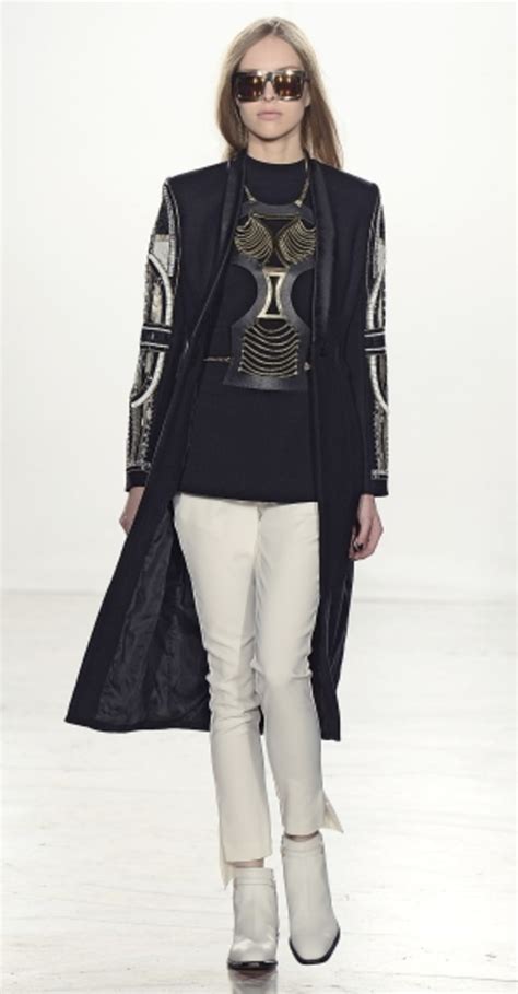 Sass Bide Steps Up Ragtrader