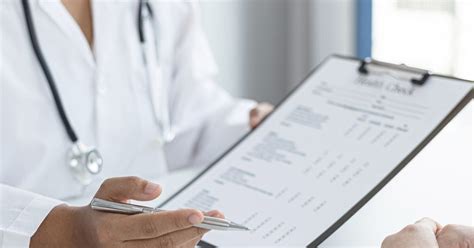ये हैं भारत के टॉप 10 मेडिकल कॉलेज जानिए किसमें कितनी है Mbbs की फीस