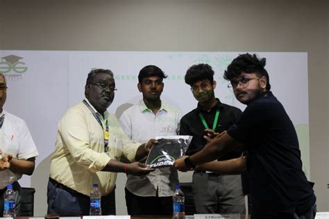 M R Vigneshwaran On Linkedin Leadership Geeksforgeeks Community