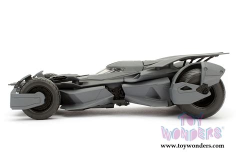 Jada Toys Metals Die Cast Batman Vs Superman™ Batmobile™ And Batman