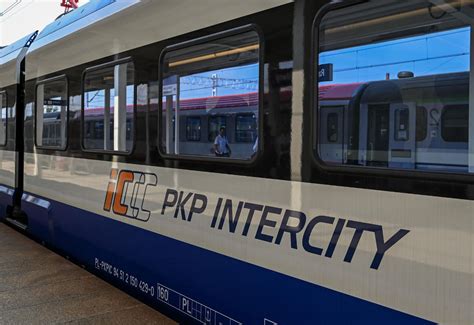 Kolejne zmiany w rozkładzie PKP Intercity Potrwają do 9 grudnia lub