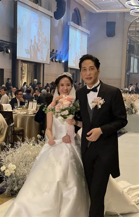 街口胡亦嘉娶嫩妻 父胡定吾爆「兒子只缺這個」、笑翻全場 Ettoday財經雲 Ettoday新聞雲