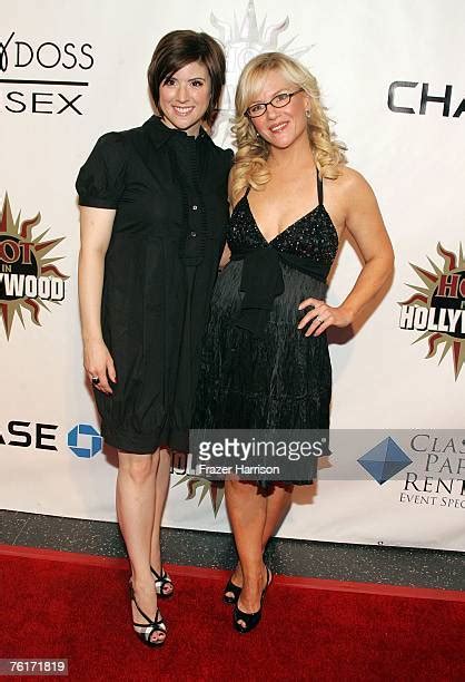 10 Sexy Melanie Paxson Bikini Pics