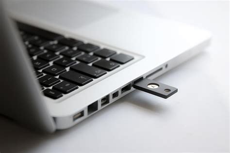 Yubico Yubikey 4 Usb Encryption Device Limited Edition Wired Magazine
