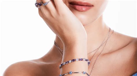 20 იანი ფასდაკლება თაიმის და პანდორას ონლაინ მაღაზიებში