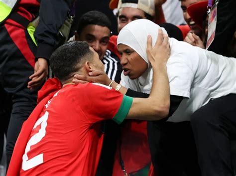 آشنایی با اشرف حکیمی فوتبالیست مراکشی که با زیباترین بازیگر جهان ازدواج