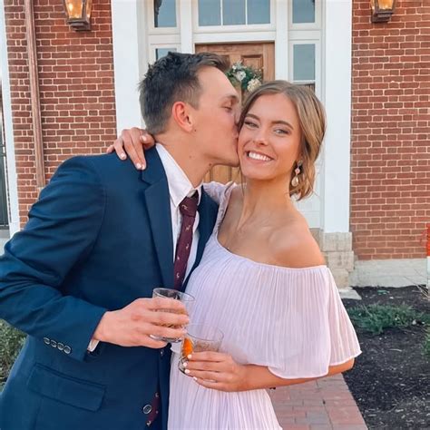 Rebecca Efird Rebeccaaa Efird • Threads Say More