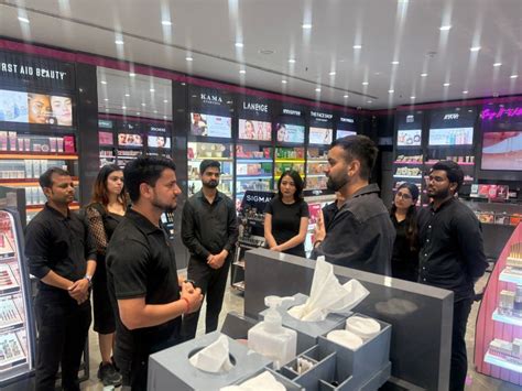 Learninganddevelopment Retailtraining Learningbydoing Teamwork