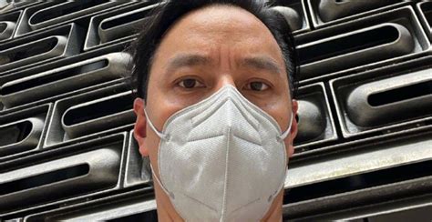 吴彦祖时隔4年重回香港，解锁自拍丑照新角度，网友：阿祖收手吧腾讯新闻