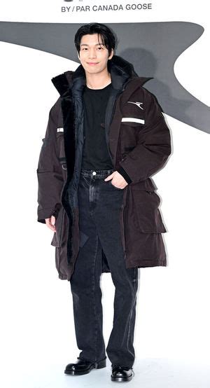 [사진]위하준 멋진 비율 뽐내며 Osen