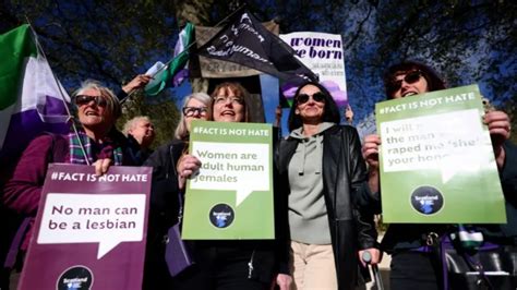 Uk Supreme Court Backs Biological Definition Of Woman Classic 943 Fm