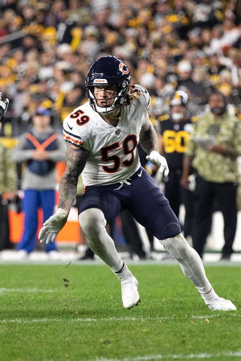 Report Bears Cassius Marsh Fined For Controversial Taunting Penalty