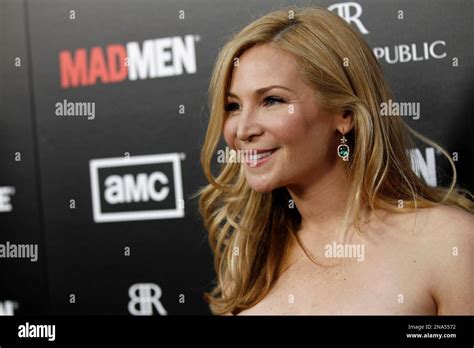 Actress Jennifer Westfeldt Arrives At The Premiere Mad Men In Los