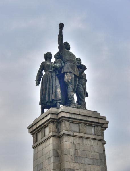 Мемориал на Съветската армия София
