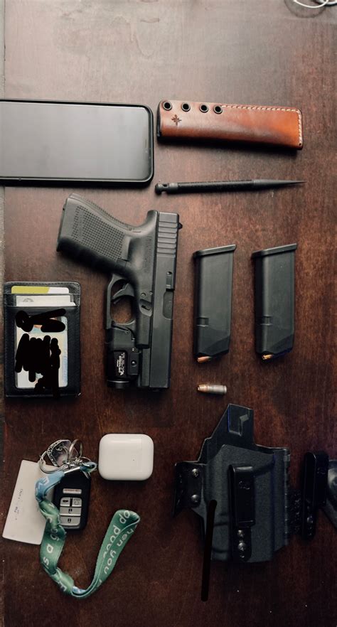 My Everyday Mandp Shield With Tier 1 Axis Elite Holster Edccw