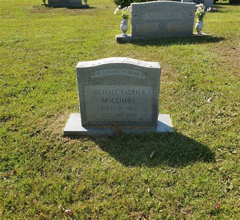 Michael Patrick Mccombs 1966 1988 Find A Grave Memorial