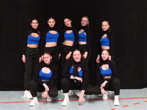 Hip Hop Gruppe D N C Rockt Die Tanzfläche In Wolfenbüttel Vfl Stenum