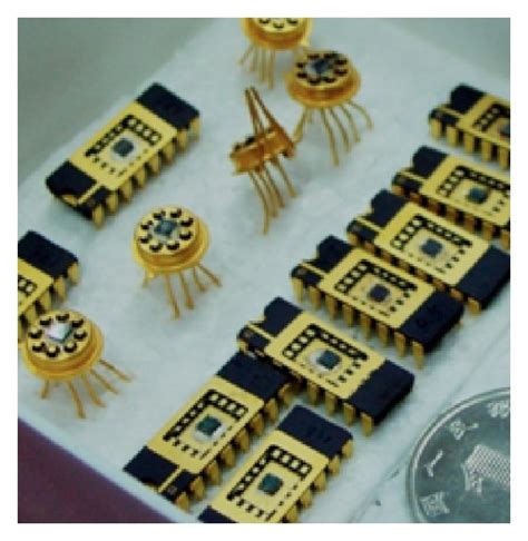 The Photos Of Microhotplate Gas Sensor Arrays A SEM Photo Of A Download Scientific Diagram