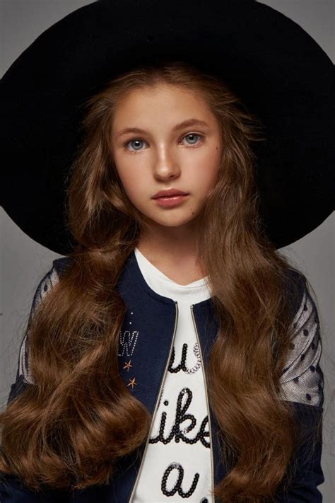 Vika K — Patriot
