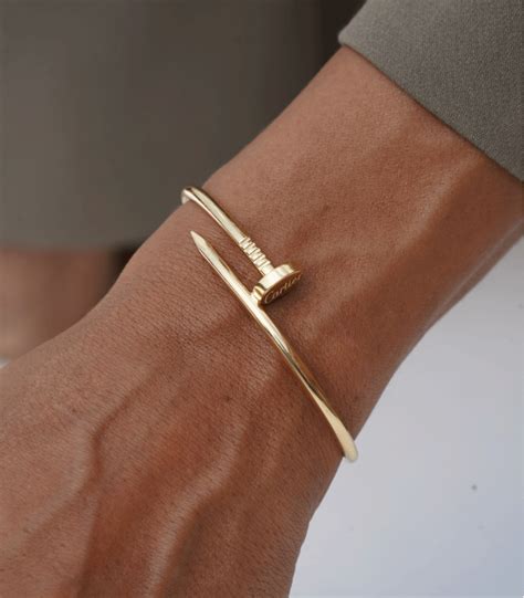 بنگل میخ گالری فرمانیان