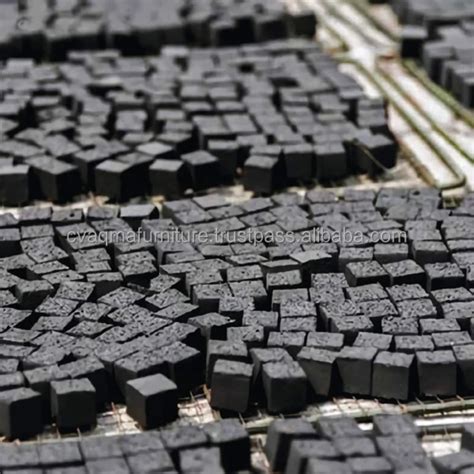 Small Black Charcoal Indonesian Charcoal Briquette Exporter Trade