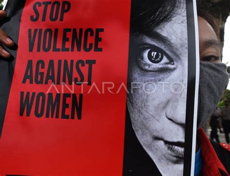 Day Anti Violence Against Women Antara Foto
