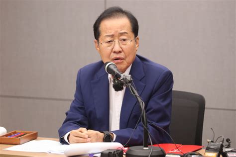 홍준표 건국절 논란 이해 어려워대한민국 건국은 1919년 4월11일 자명