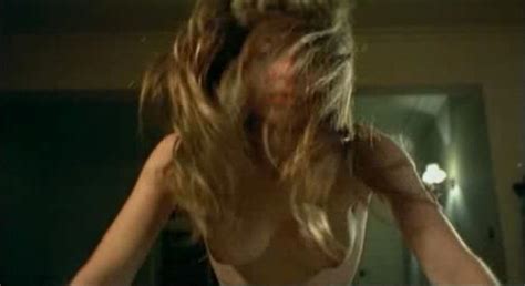 Naked Luciana Vendramini In Trancado Por Dentro