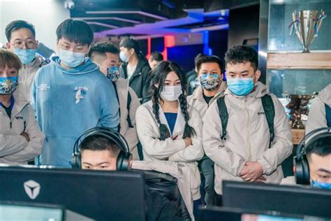 百城联赛丨回顾lianmaidd1等1获得季军金枪王狙神诞生 小米游戏中心