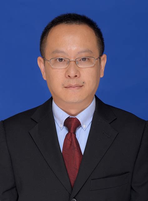 教授 吉林大学材料科学与工程学院