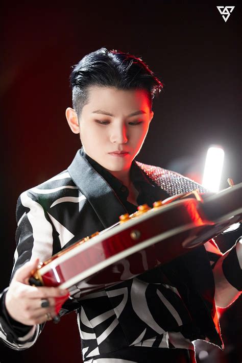 220110 Woozi Ruby Mv Behind Sketch Weverse Kpopping