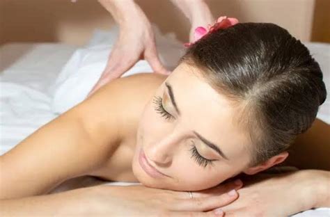 Male To Female Full Body Massage 001 Kuala Lumpur