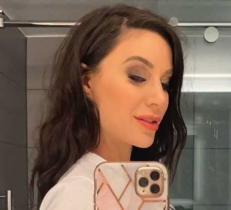 Gia Dimarco A Biography Age Height Figure And Net Worth Revealed