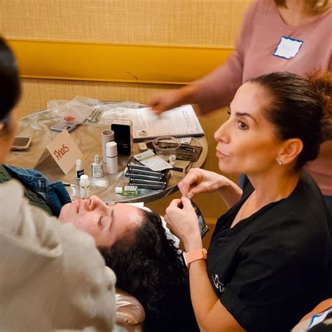 Lash Extension Training From The Pros Volume Lash Extensions Eyelash