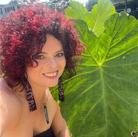 Tiffany René Samples