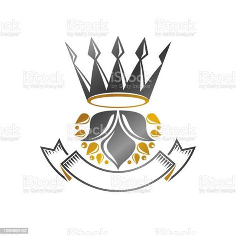 로얄 크라운 상징입니다 전 령 벡터 디자인 요소입니다 레트로 스타일 레이블 문장 학입니다 흰색 배경에 고립 된 골동품 기호입니다 고대의에 대한 스톡 벡터 아트 및 기타