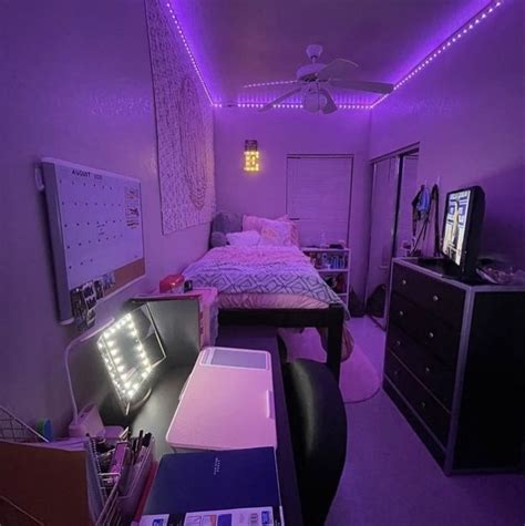 Pin Di Tee ️‍🔥 Su Cute College Dorm Ideas Idee Per La Camera Idee Camera