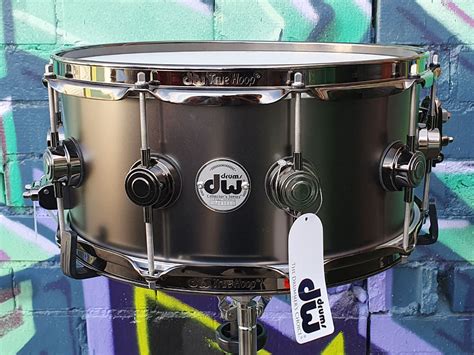 Dw Collectors Series 14 X 65 Satin Black Over Brass Snare Drum